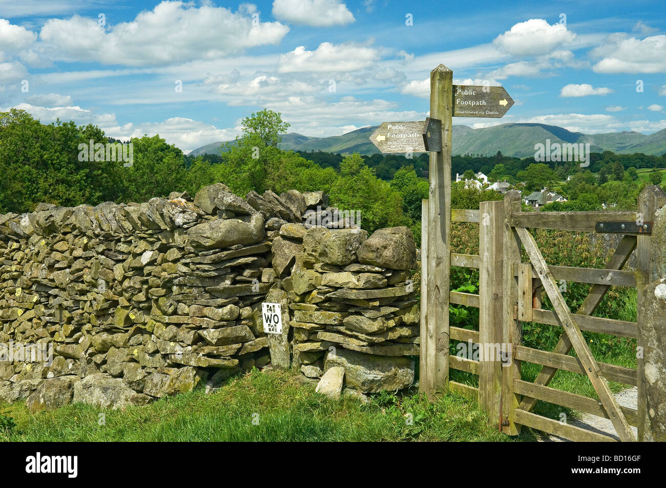 Countryside Signs Uk High Resolution Stock Photography and Images - Alamy