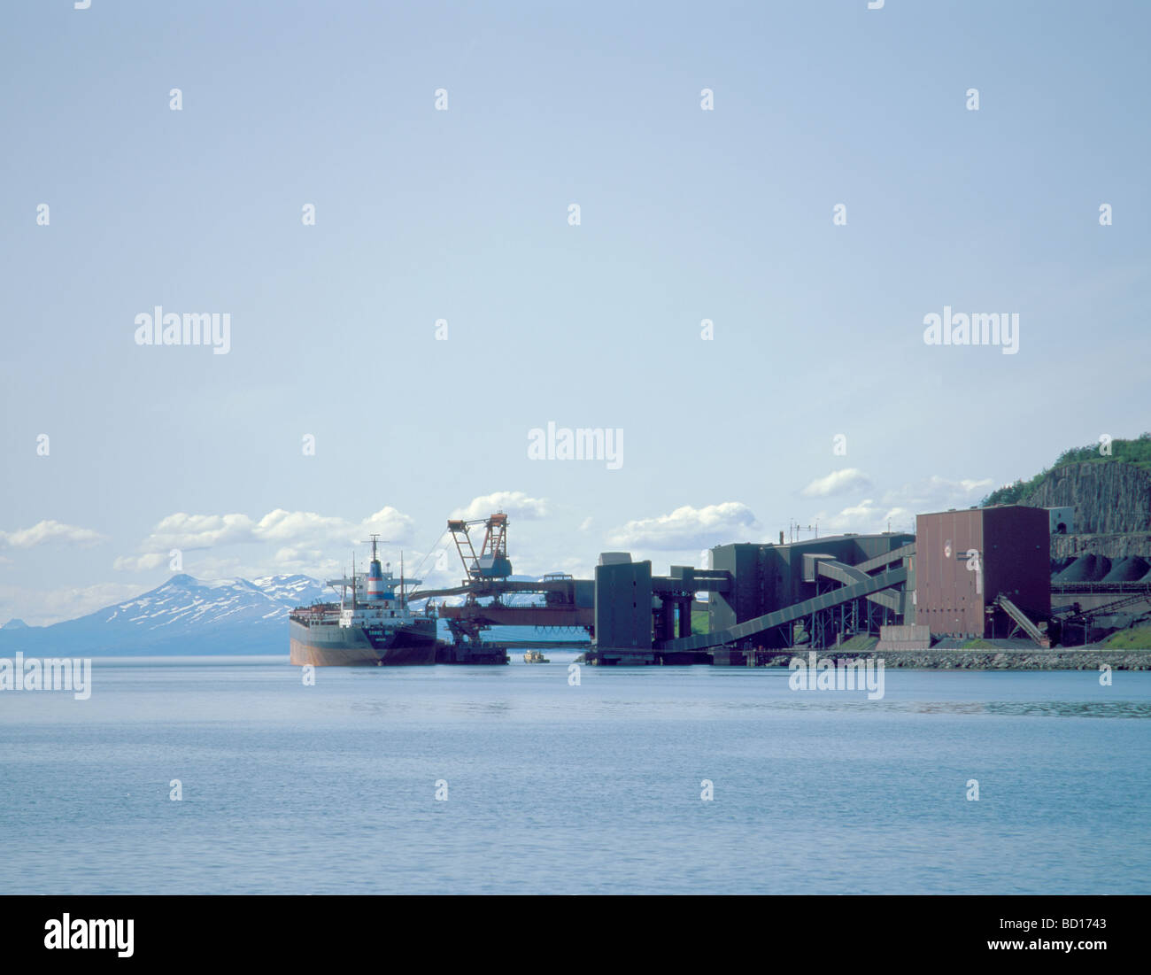Arctic bulk carrier hi-res stock photography and images - Alamy