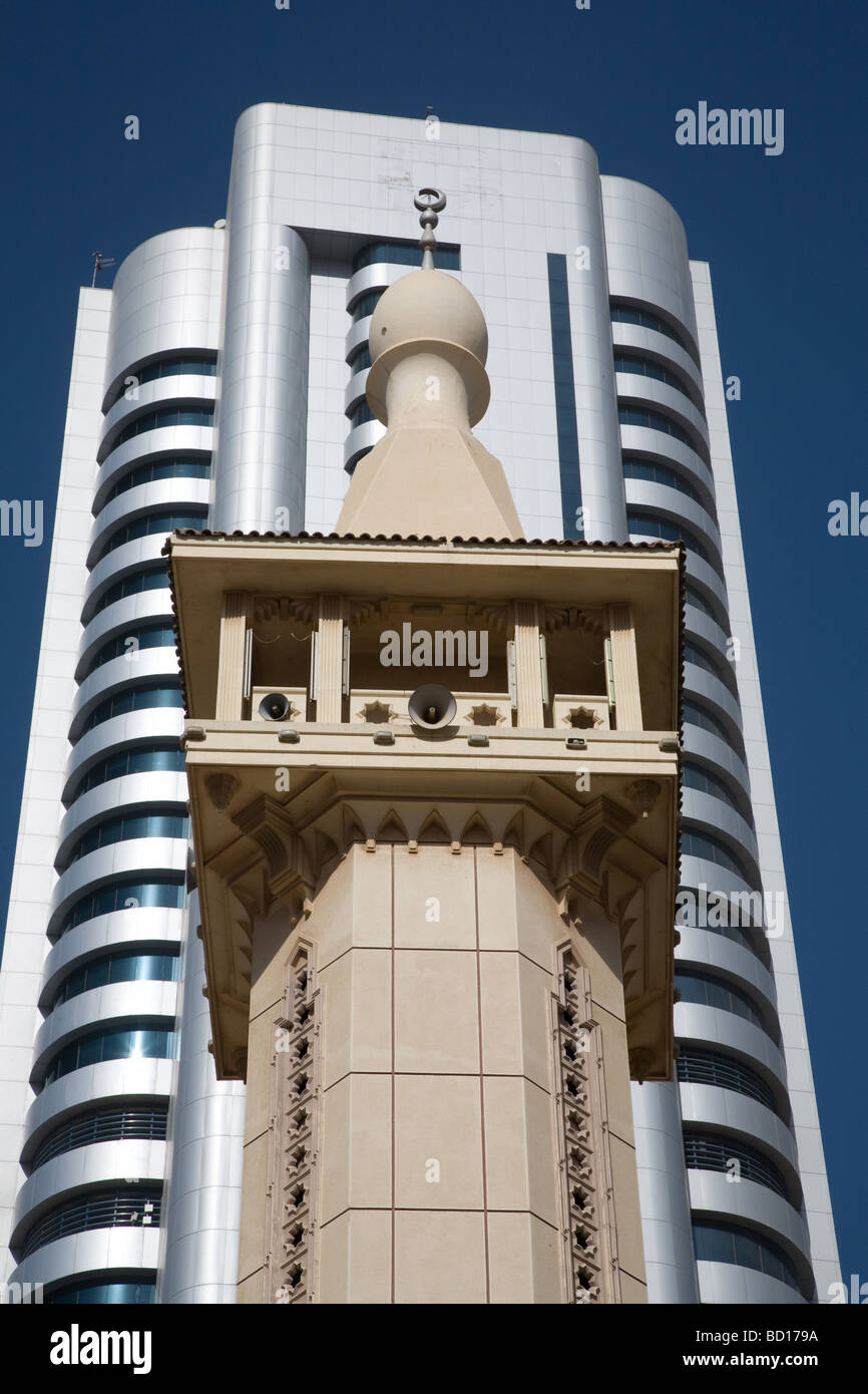 Burgan bank building mosque minaret hi-res stock photography and images ...