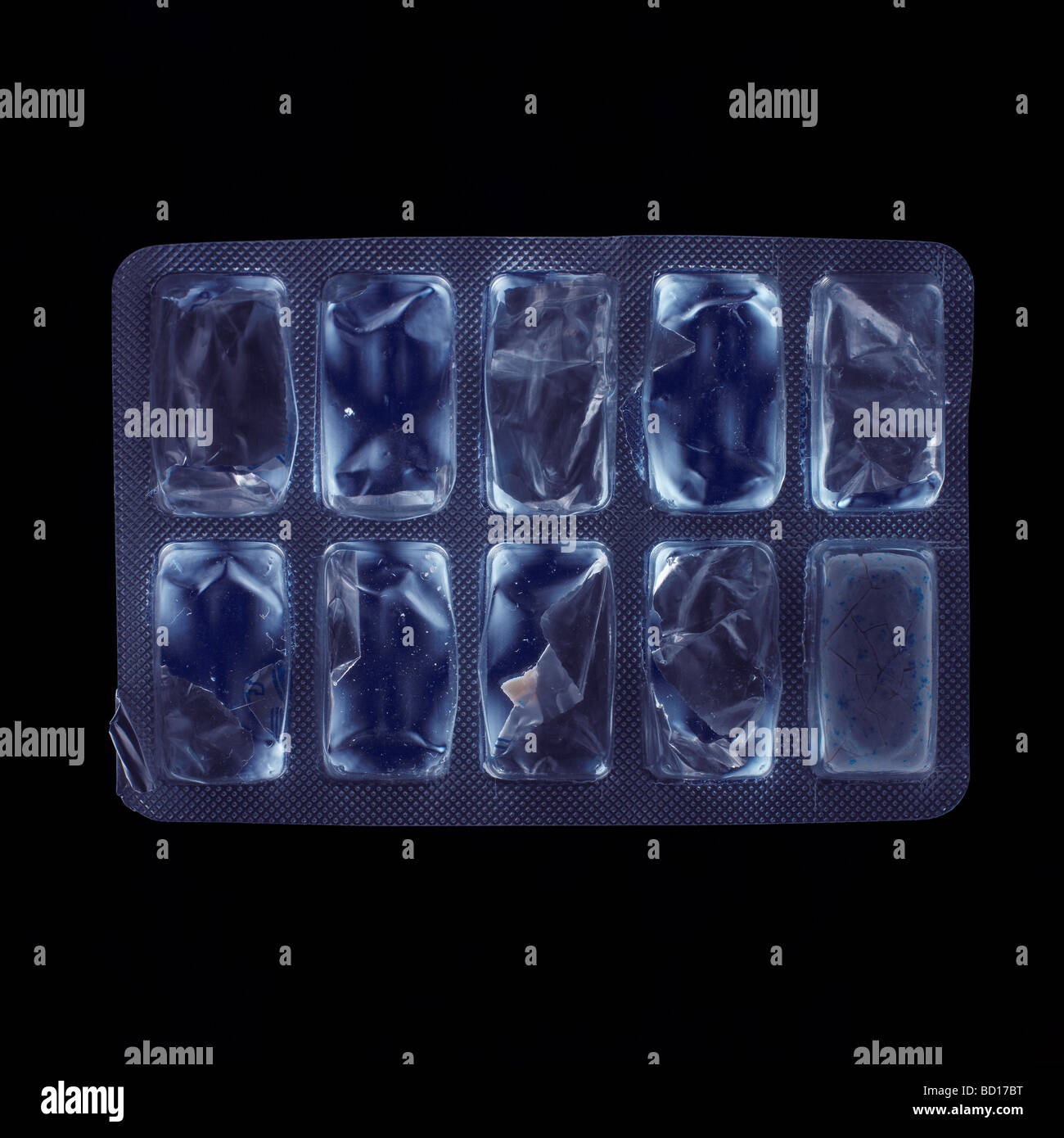 Chewing gum packet hi-res stock photography and images - Alamy