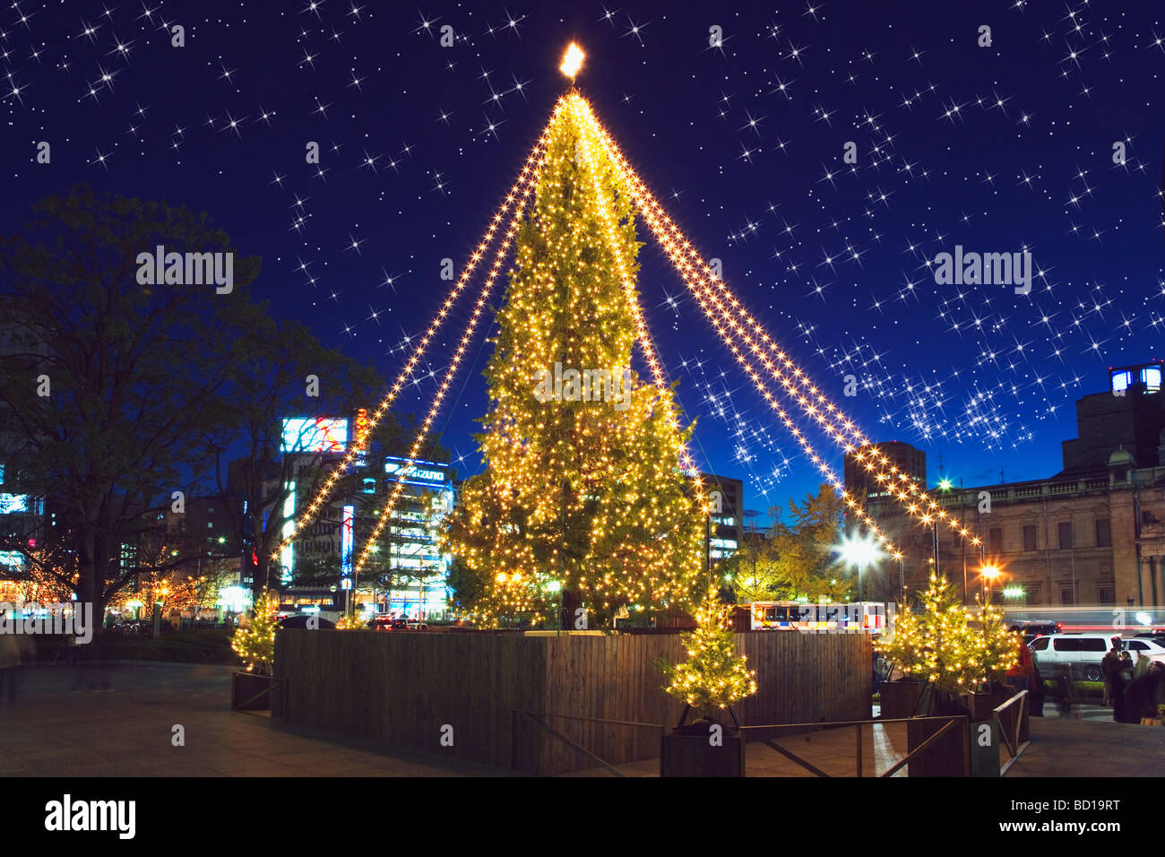 Osaka japan christmas tree hi-res stock photography and images - Alamy