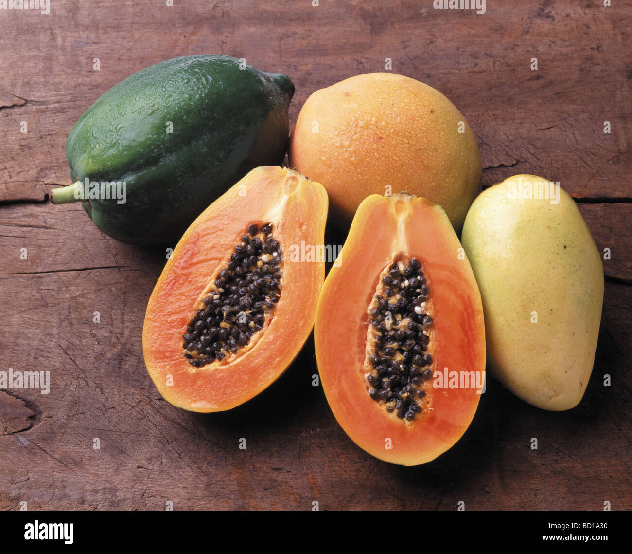 Papaya and mango close up Stock Photo - Alamy