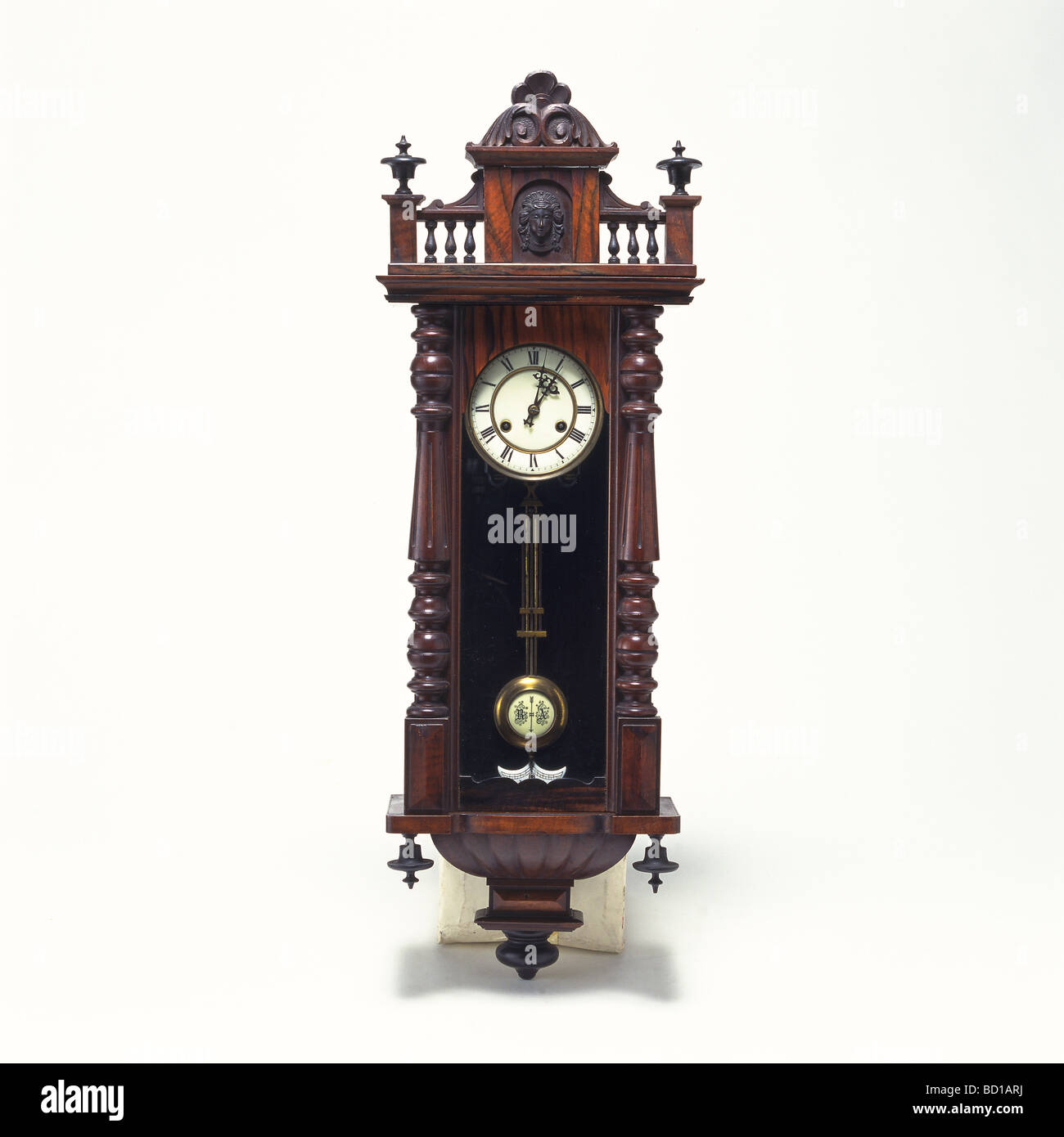 Grandfather clock antique hi-res stock photography and images - Alamy
