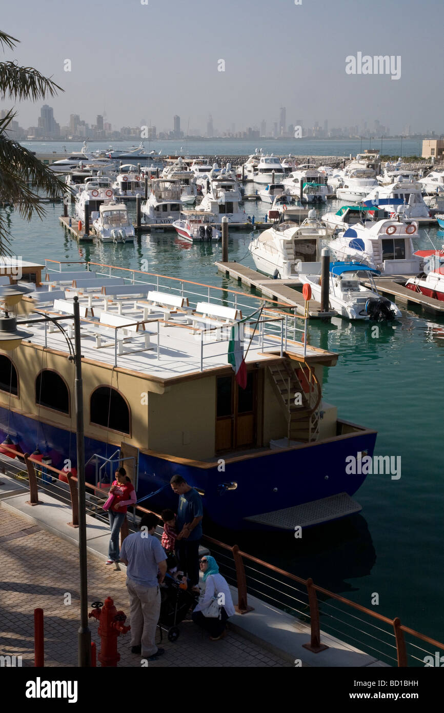 View of Kuwait City Skyline from City Mall Marina Stock Photo - Alamy