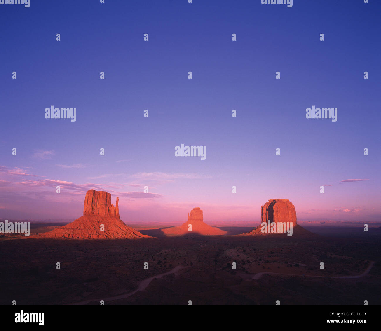 Monument park formation valley hi-res stock photography and images - Alamy