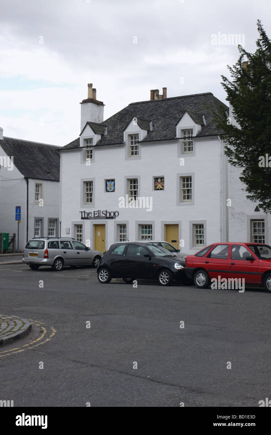Dunkeld ell shop hi-res stock photography and images - Alamy