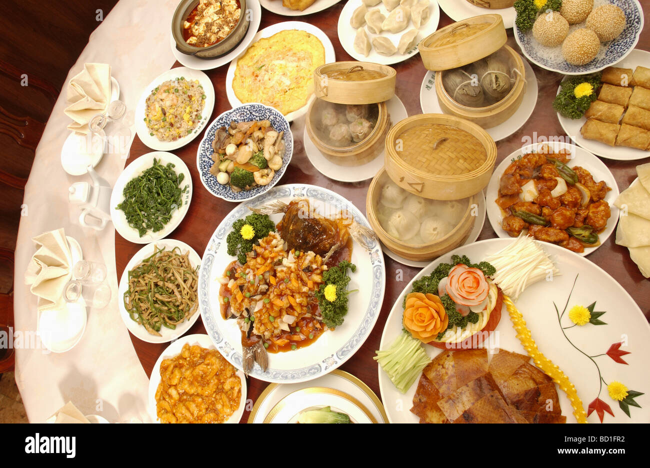 Chinese Food Dishes High Resolution Stock Photography and Images - Alamy