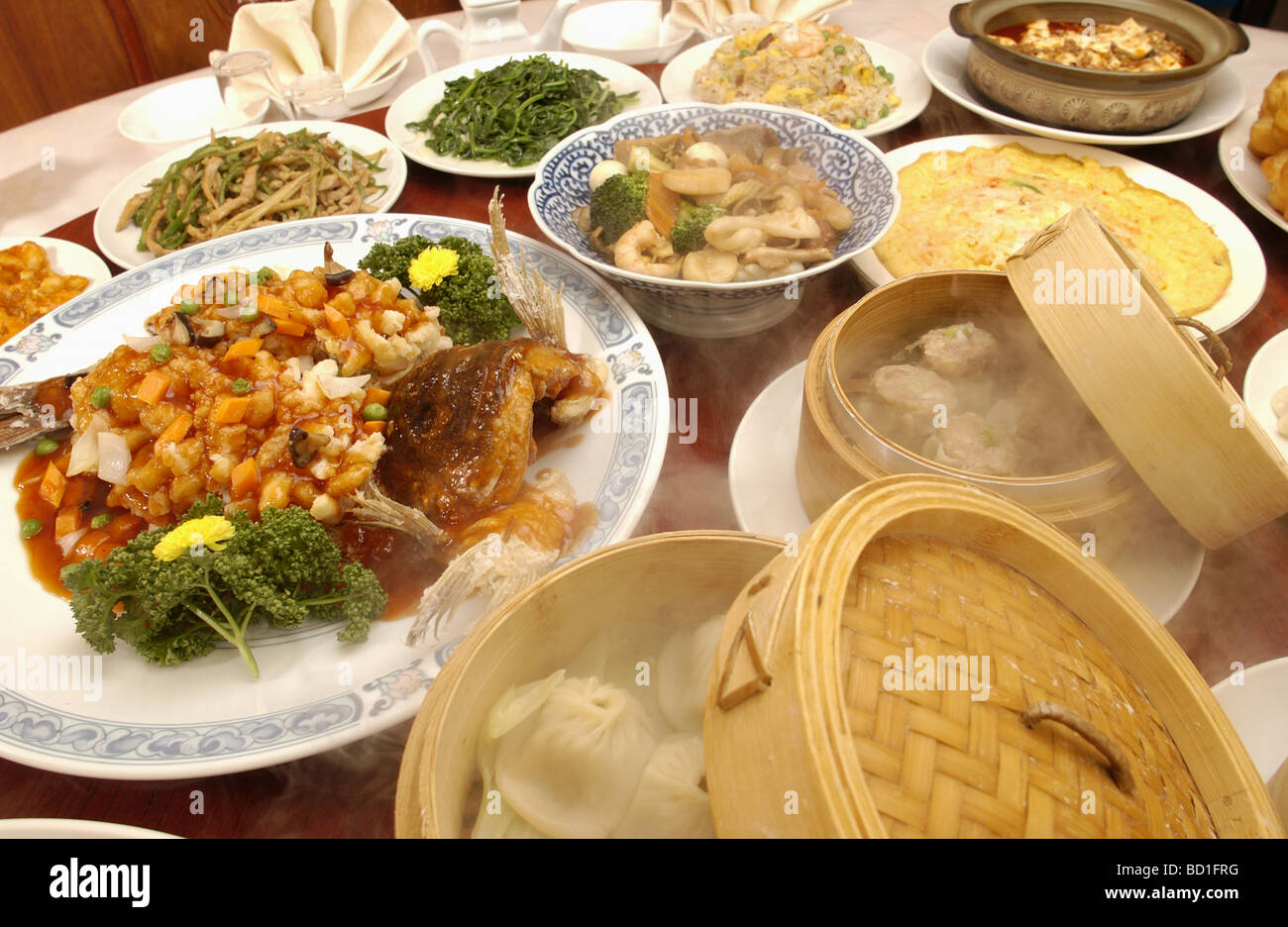 Chinese Food Dishes High Resolution Stock Photography and Images - Alamy