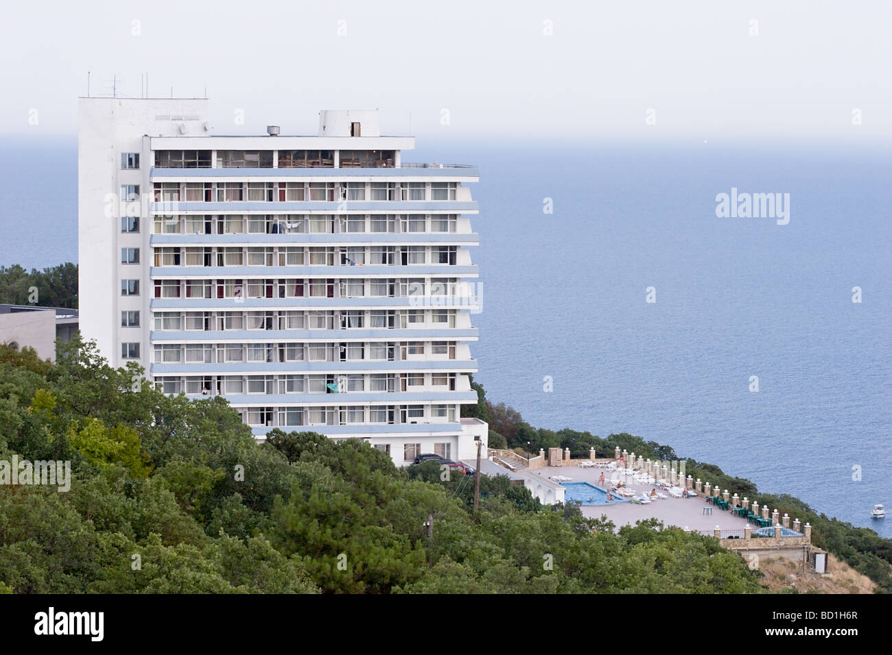 big hotel with swimming pool at sea coast Stock Photo - Alamy