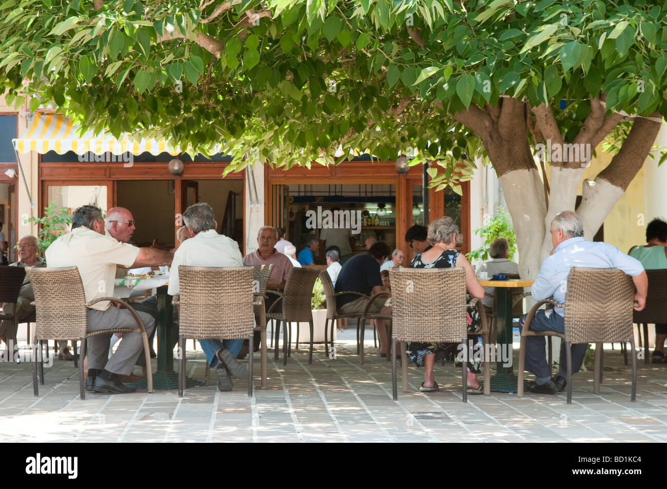 Crete people in cafè hi-res stock photography and images - Alamy