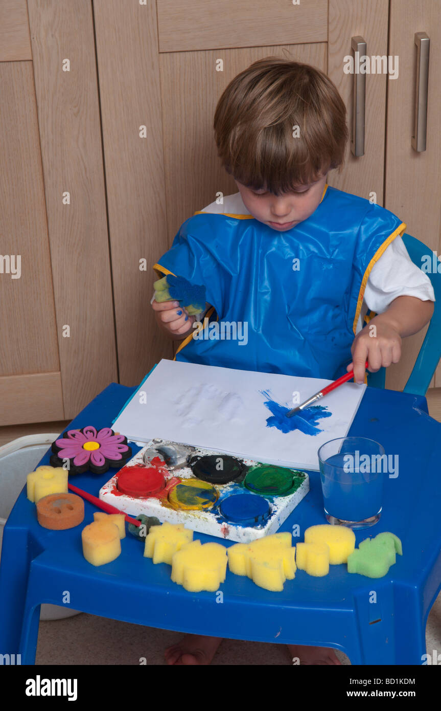 Time to paint hi-res stock photography and images - Alamy