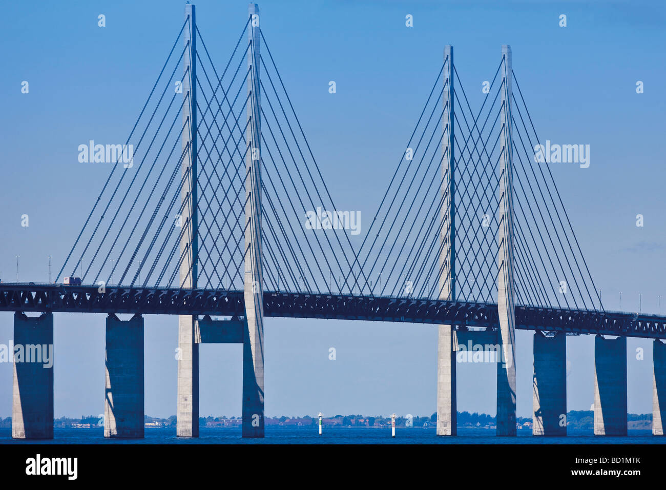 Denmark bridge to sweden hi-res stock photography and images - Alamy