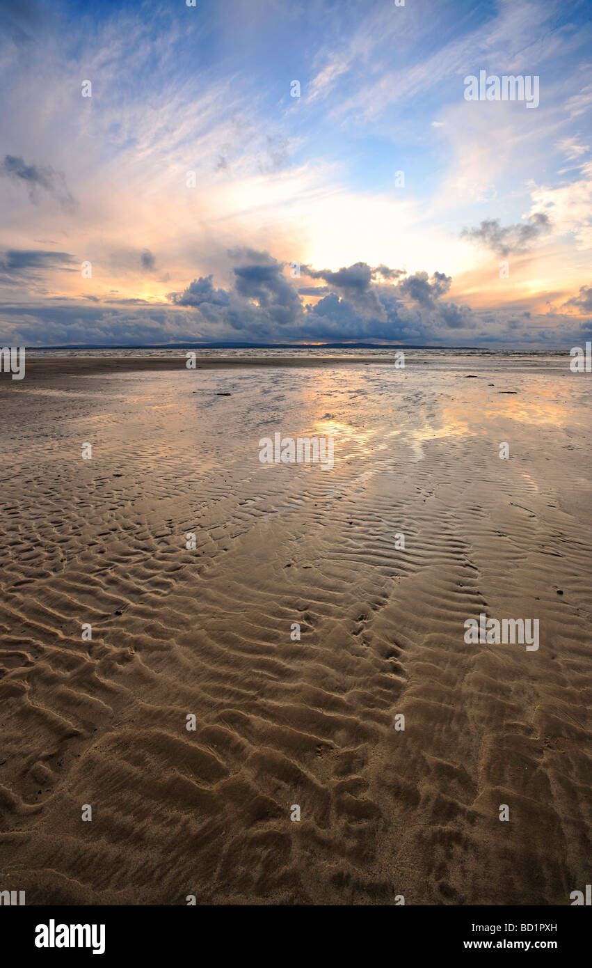 Enniscrone beach, co sligo hi-res stock photography and images - Alamy