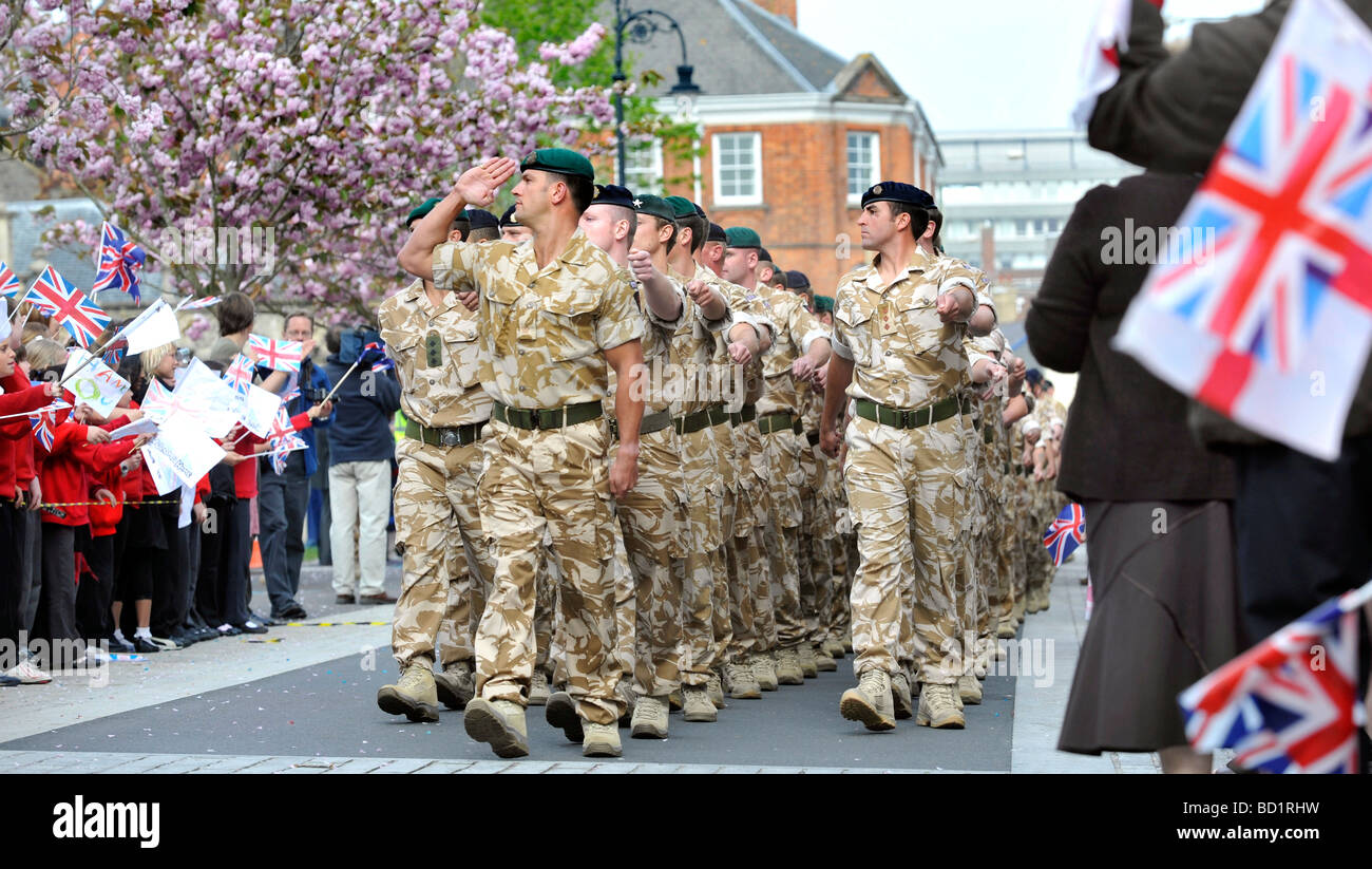 Royal marines commando hi-res stock photography and images - Alamy