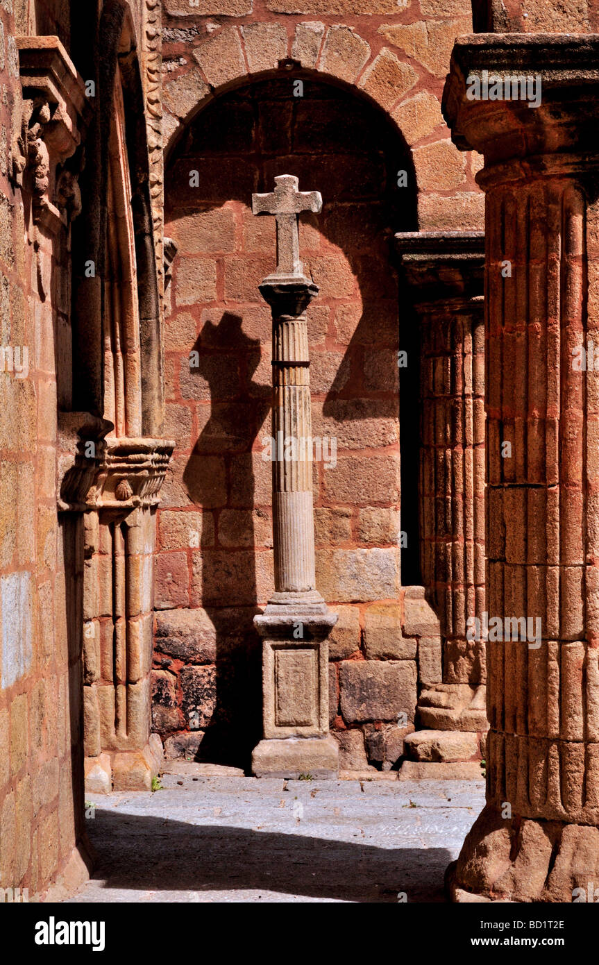 Cross of the order of santiago hi-res stock photography and images - Alamy