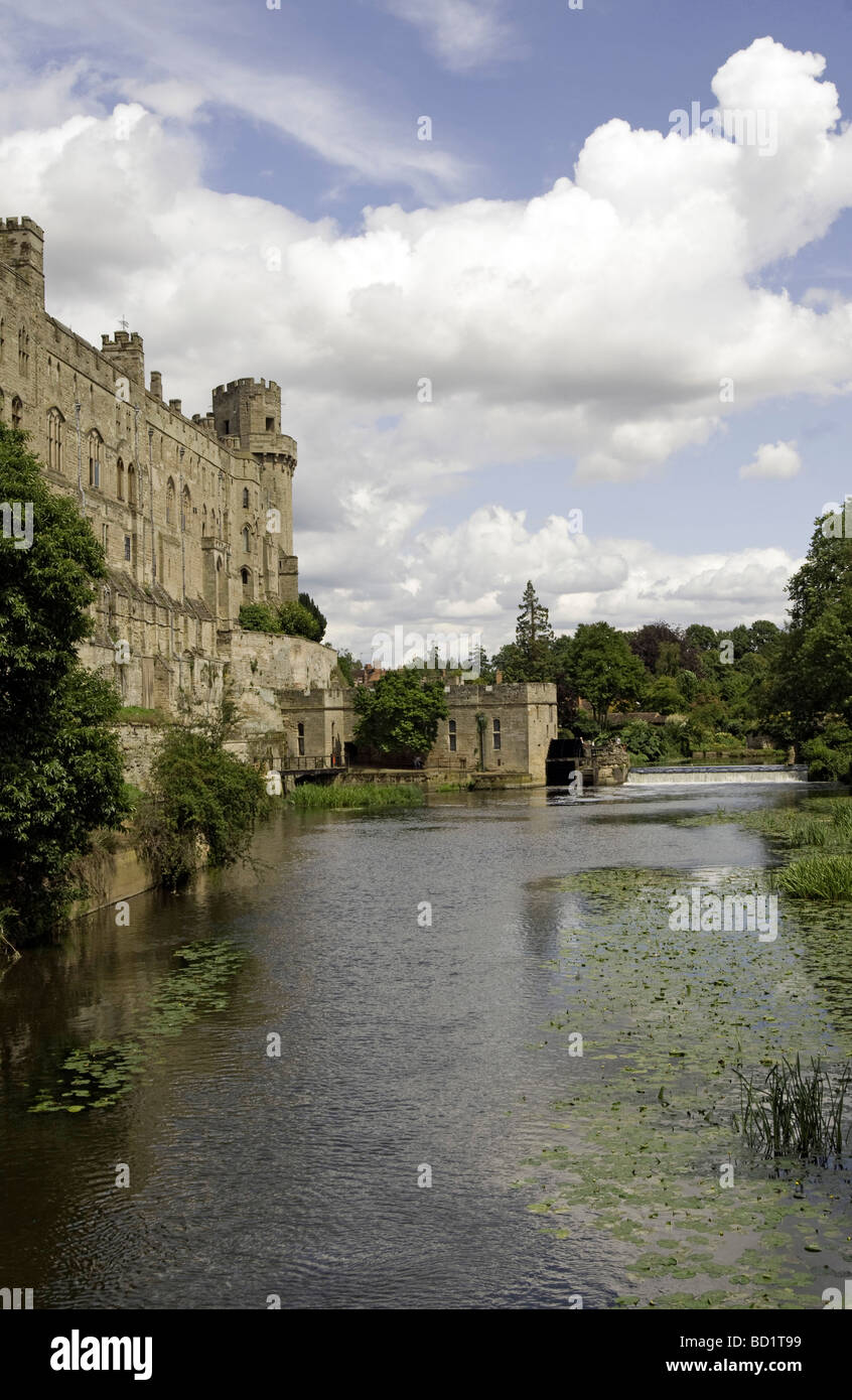 Warwick Castle and the River Avon, Warwickshire, England, UK Stock ...