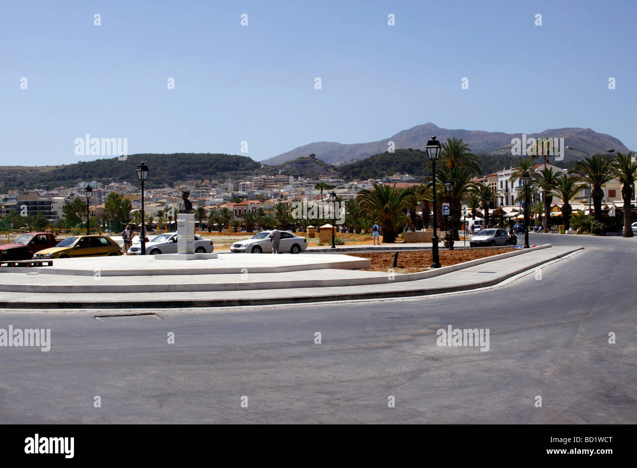 THE MODERN OPEN SEAFRONT AREA OF RETHYMNON ON THE GREEK ISLAND OF CRETE ...