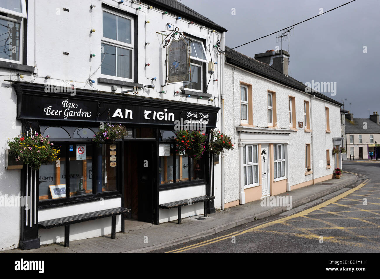 An Tigin public house,High Street, Schull, County Cork, Ireland Stock ...