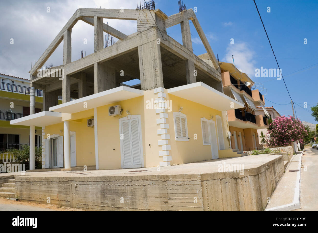 New build buildings hi-res stock photography and images - Alamy