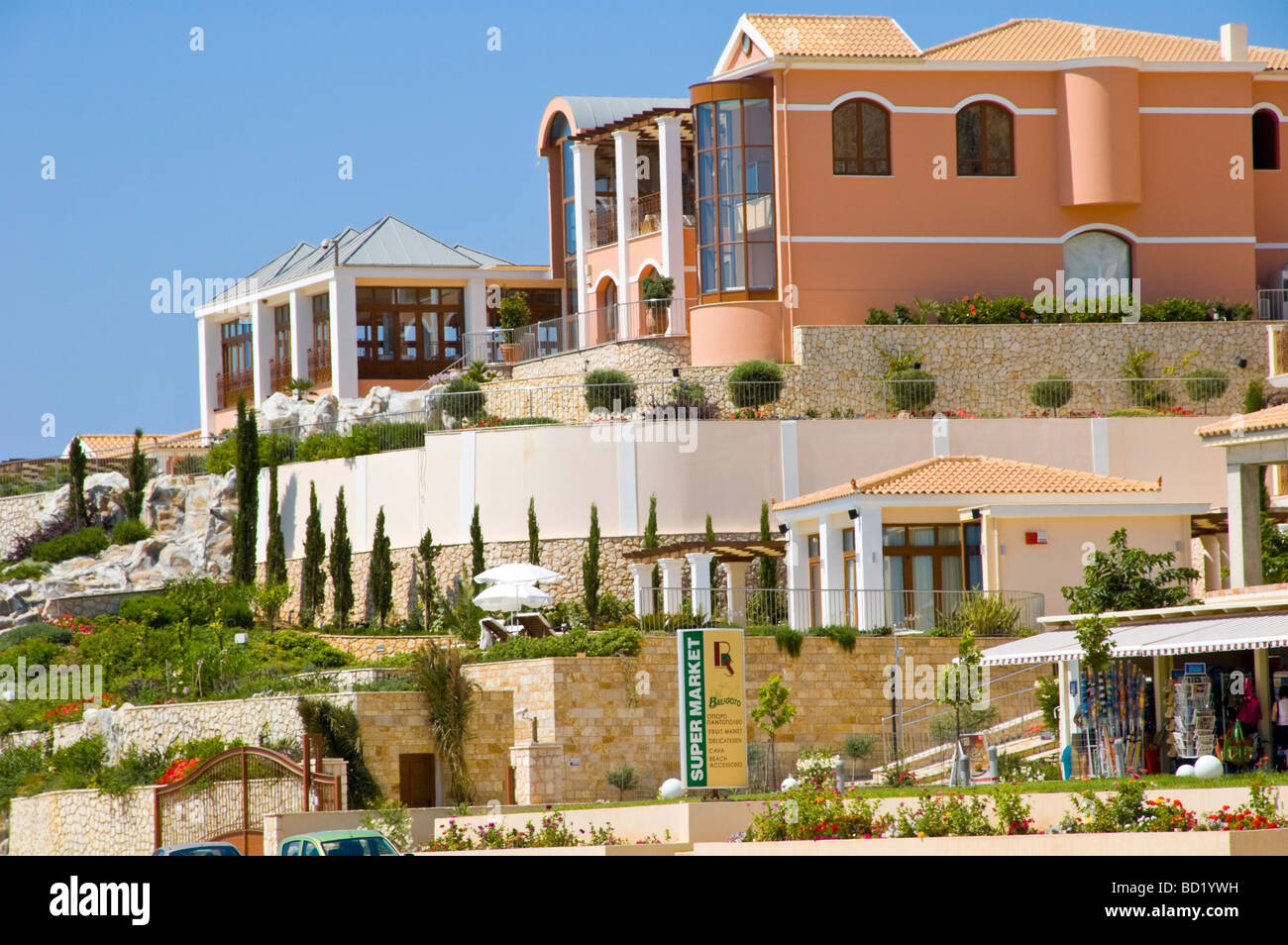 Modern mediterranean style architecture hi-res stock photography and ...