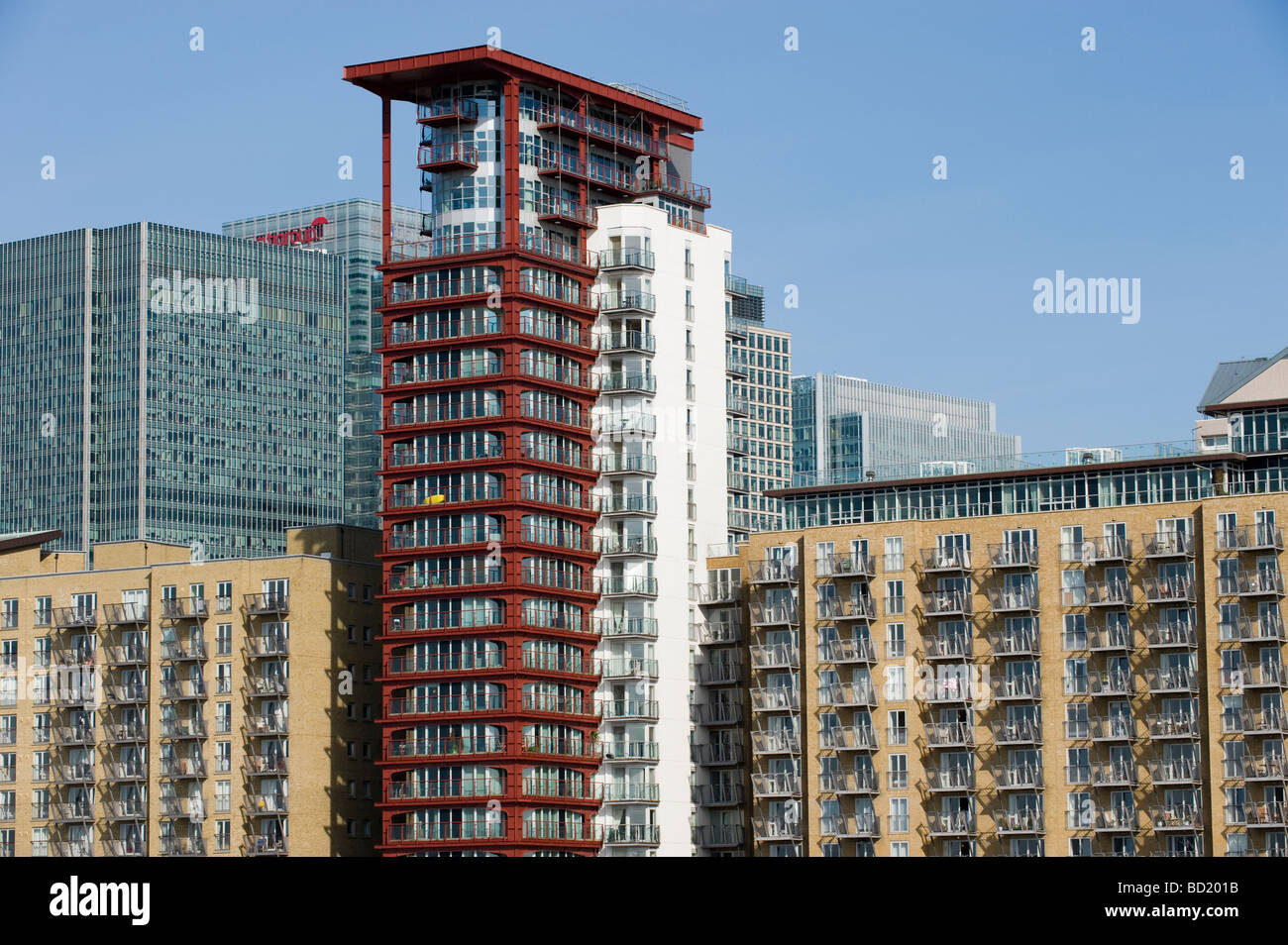 Highrise housing blocks, Wapping, Docklands, London, England, UK Stock ...