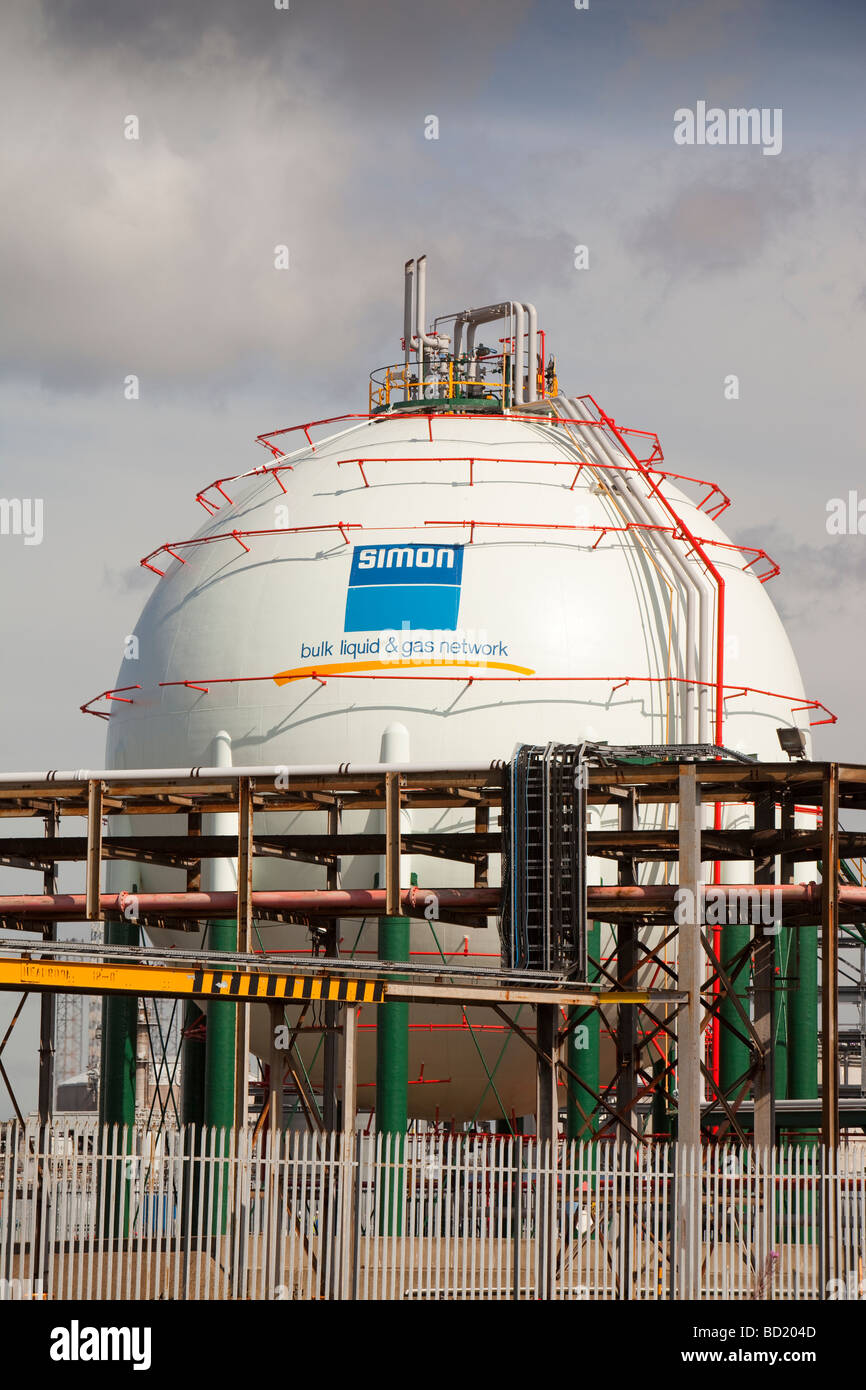 Gas sphere hi-res stock photography and images - Alamy