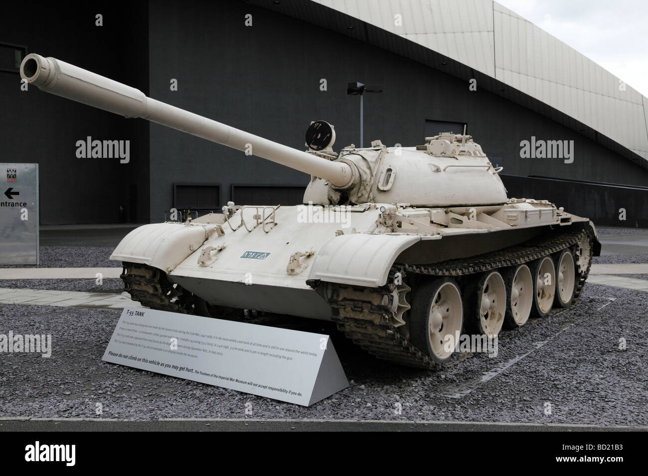 Russian t55 tank hi-res stock photography and images - Alamy