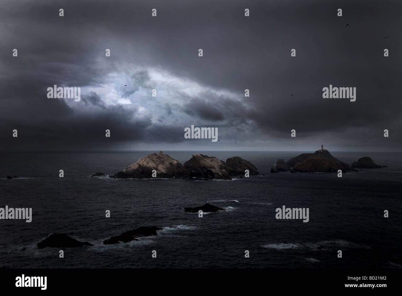 The Muckle Flugga lighthouse Stock Photo - Alamy
