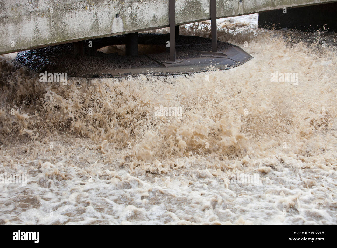 Sewage uk hi-res stock photography and images - Alamy