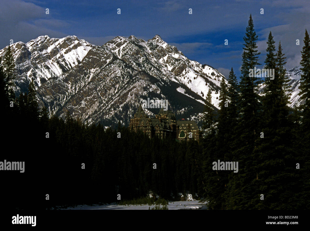 Fairmont Banff Springs Hotel, rooms and lodging, accommodations ...