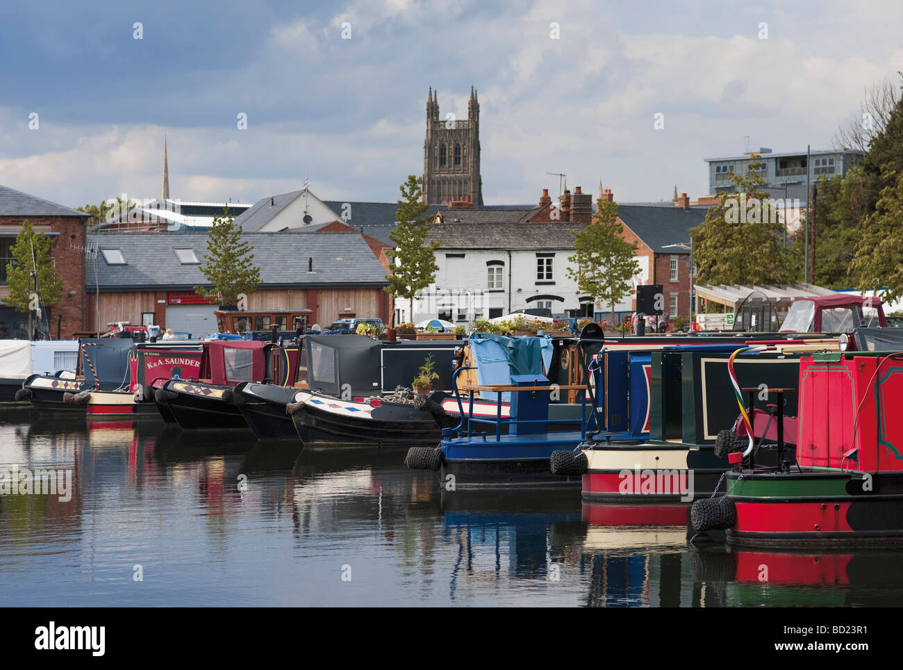 New development at Diglis Basin Worcester City Stock Photo - Alamy