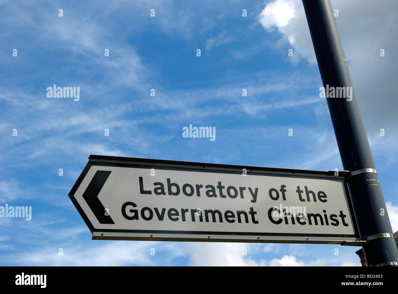 Sign in chemist hi-res stock photography and images - Alamy