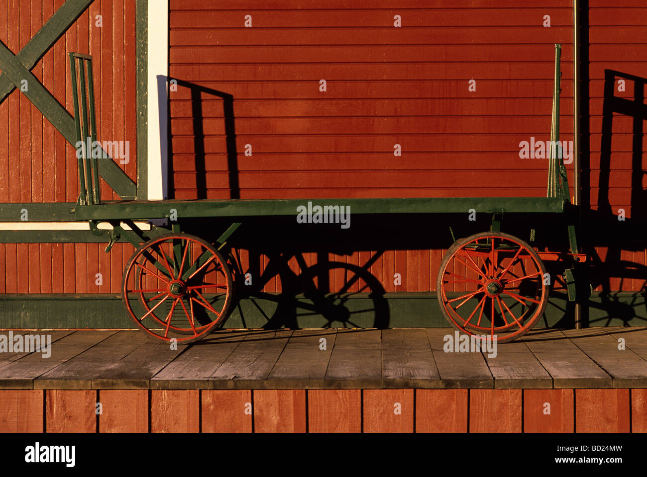 Vintage railroad cart hi-res stock photography and images - Alamy