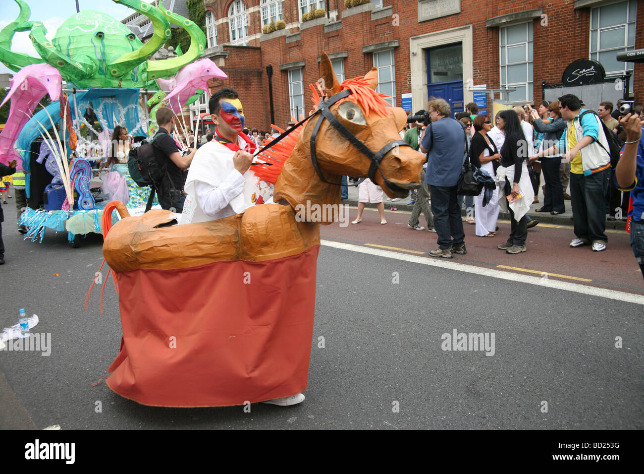 Horse Puppet Stock Photos & Horse Puppet Stock Images - Alamy