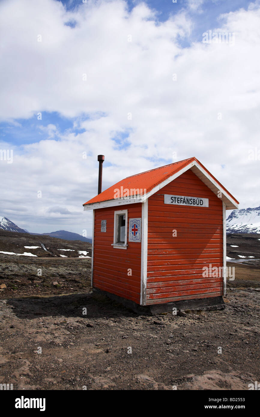 Wooden hut iceland hi-res stock photography and images - Alamy