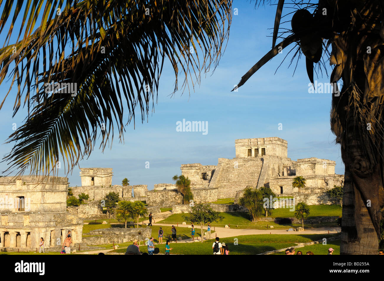 The castle El Castillo Mayan ruins of Tulum 1200 1524 Tulum Quintana ...