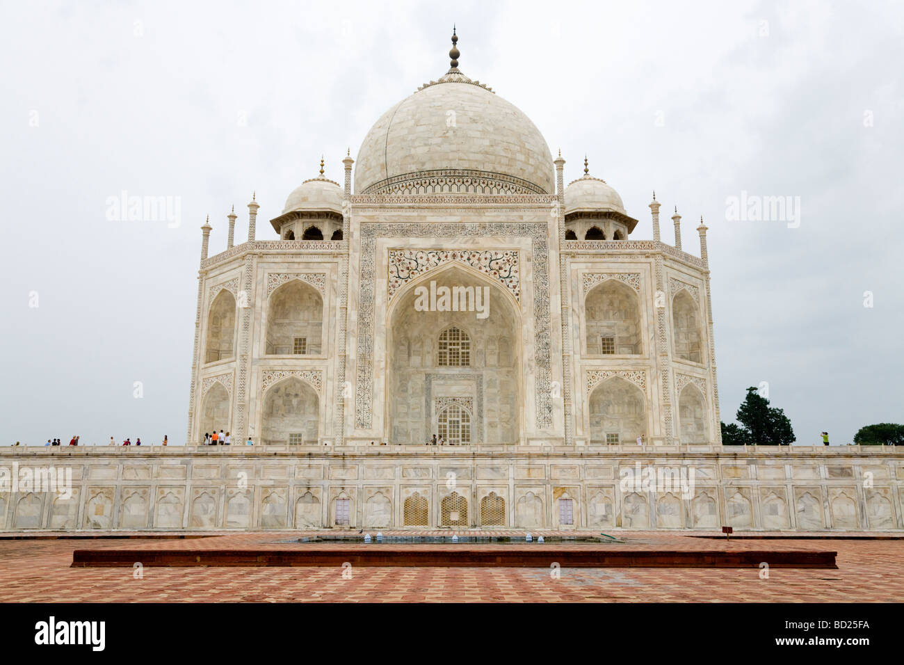 The west side of the Taj Mahal mausoleum from the river-front terrace ...