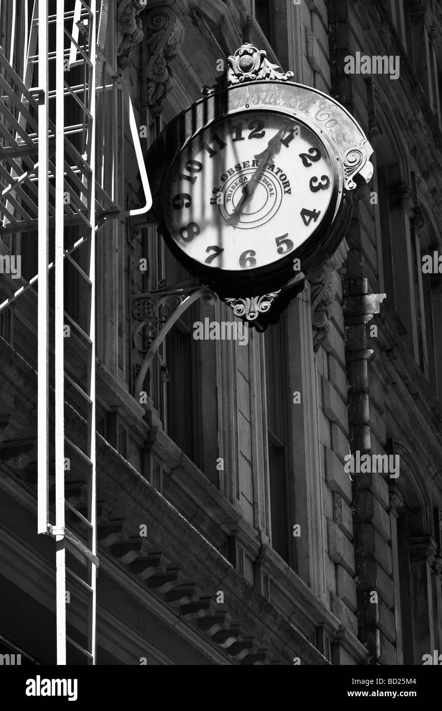 New york city clock Black and White Stock Photos & Images - Alamy