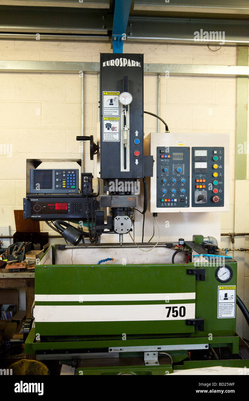 Electrical discharge machine hi-res stock photography and images - Alamy