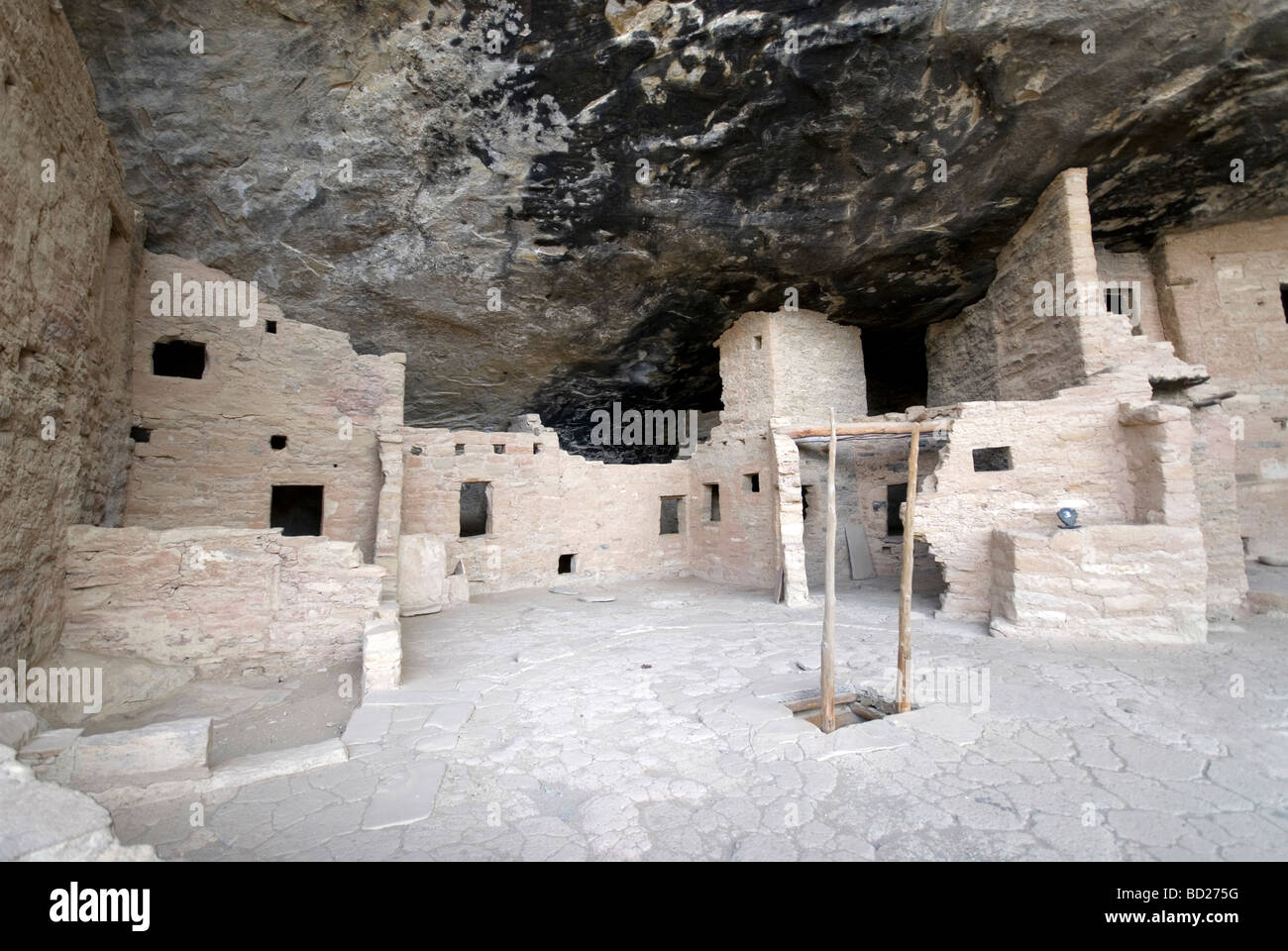 Peubloan cave houses in the Mesa Verde National Park, Colorado Stock ...