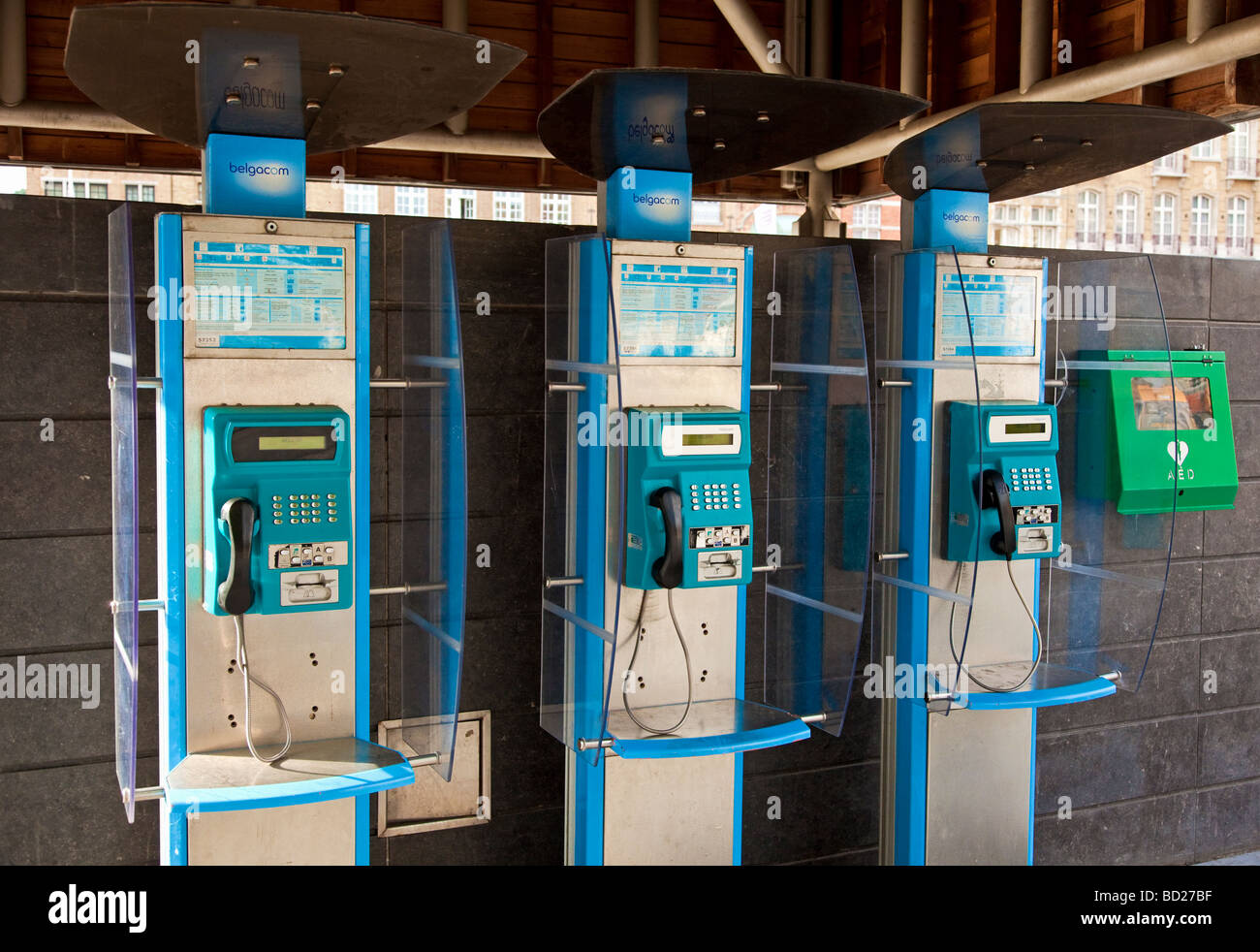 Telephones boxes hi-res stock photography and images - Alamy
