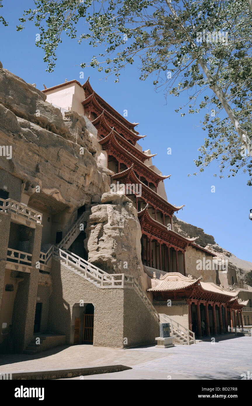 Dunhuang mogao caves hi-res stock photography and images - Alamy