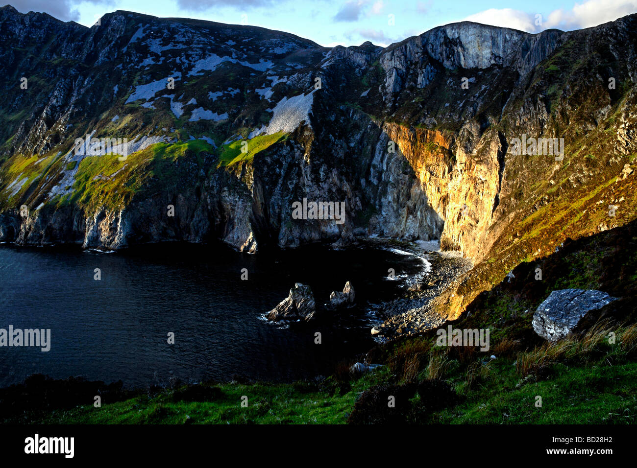 Bunglass Cliffs, the Highest Seacliffs in Europe, County Donegal ...