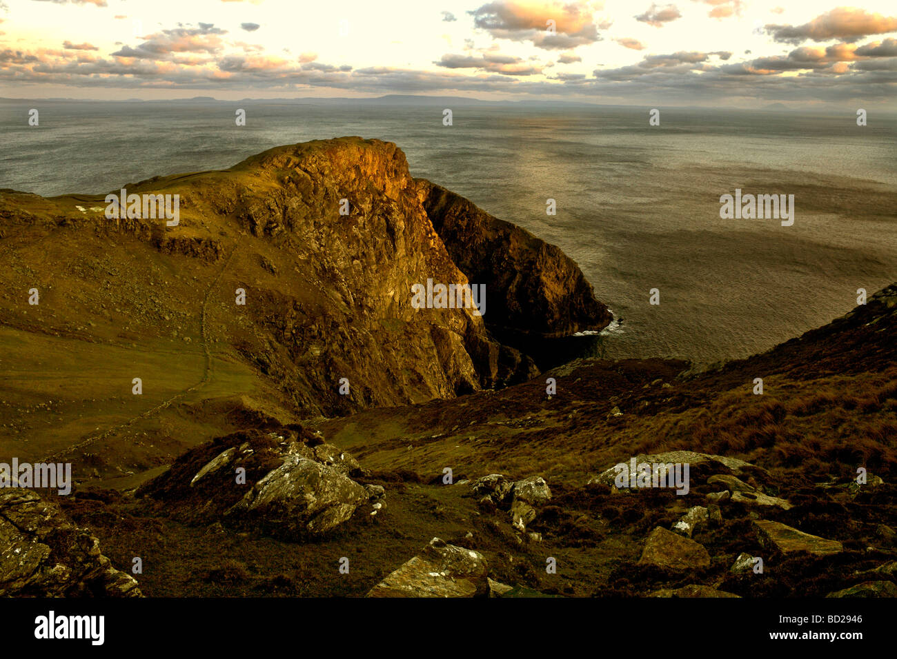 Bunglass cliffs hi-res stock photography and images - Alamy