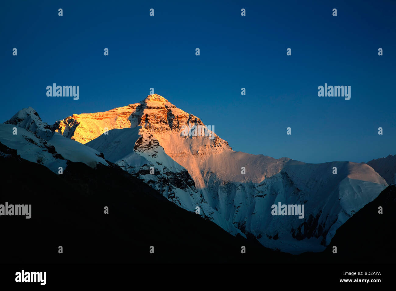 Mt. Everest in Tibet,China Stock Photo - Alamy