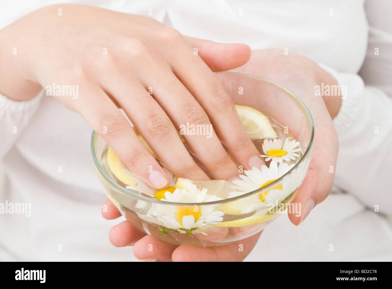Lemon water bowl hi-res stock photography and images - Alamy