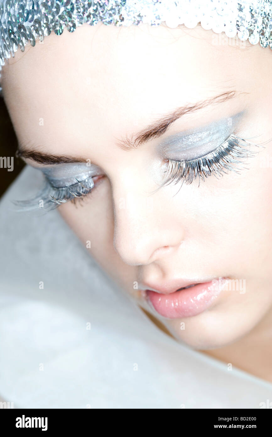 Silver make up hi-res stock photography and images - Alamy