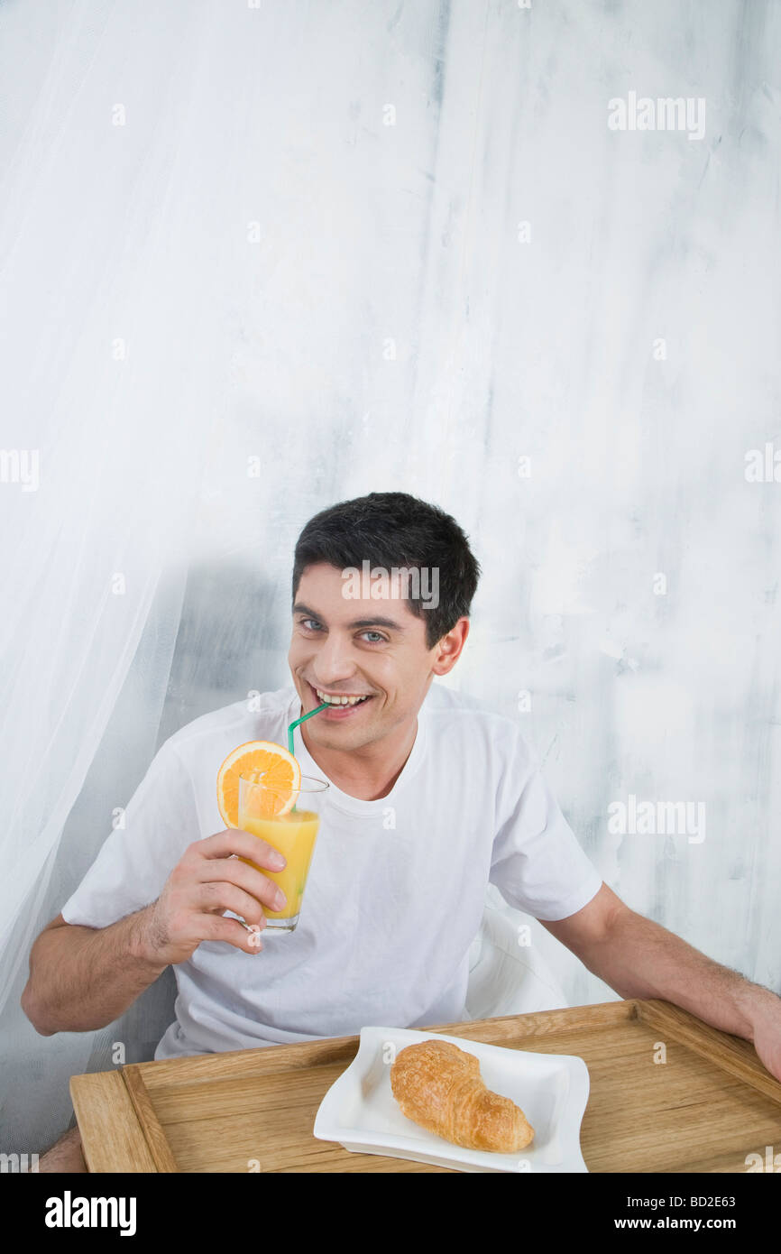 man eating breakfast Stock Photo - Alamy
