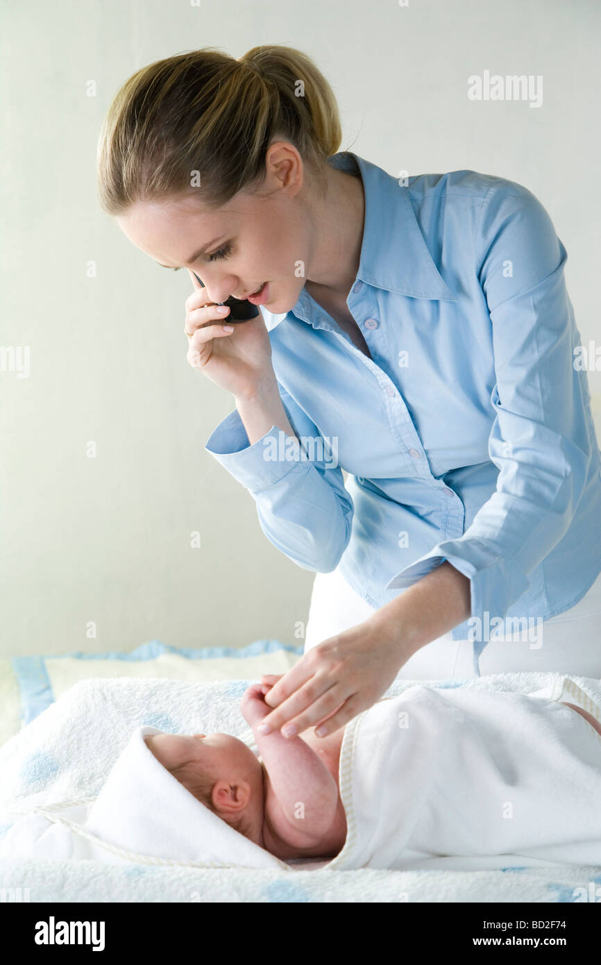 Baby born mobile phone hi-res stock photography and images - Alamy