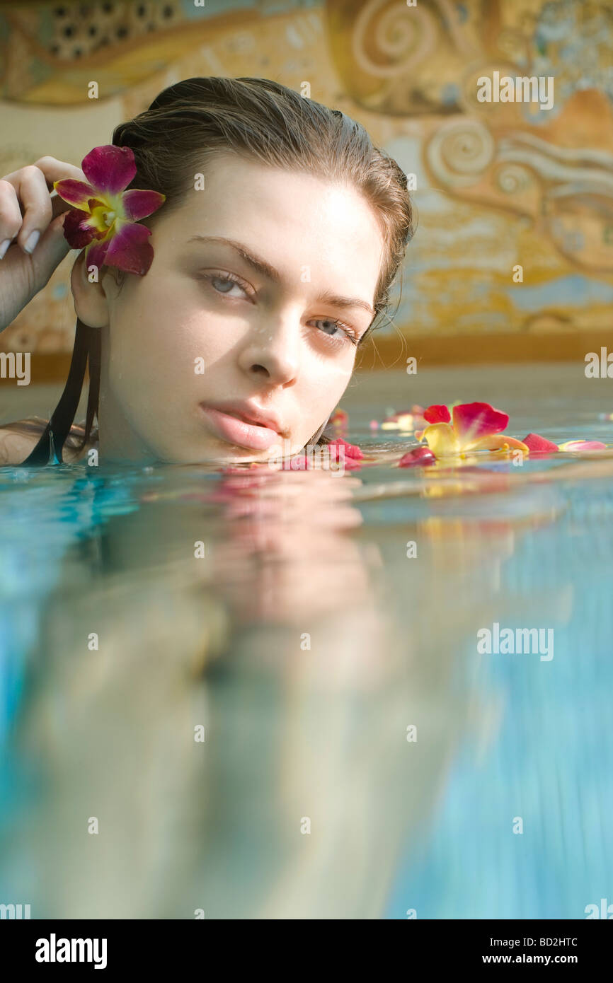 Beauty woman in a swimming pool hi-res stock photography and images - Alamy